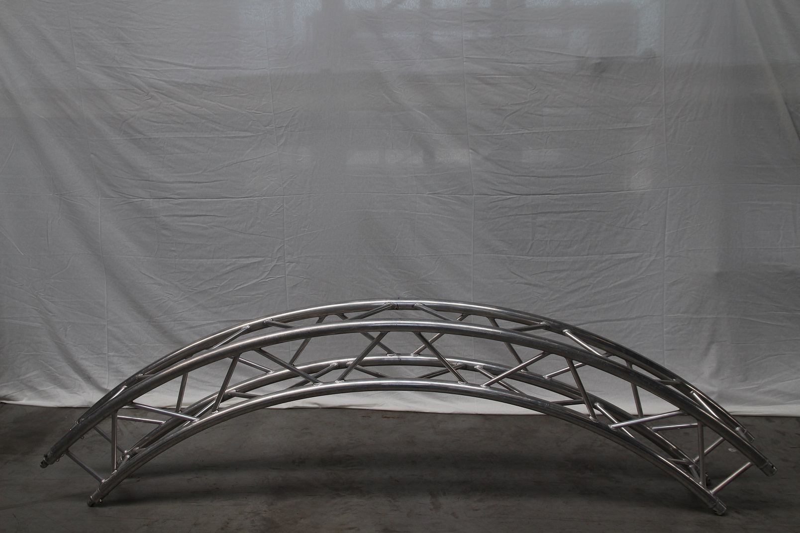 Milos Traversenkreis, silber, R = 2,00 m | EUR - Gebrauchte ...