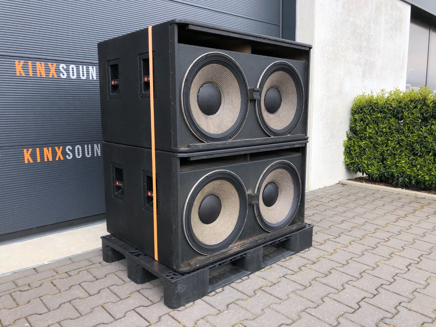 2x JBL SRX728S 2x18" 1600W/3200W neodymium subwoofer | 1299 EUR ...