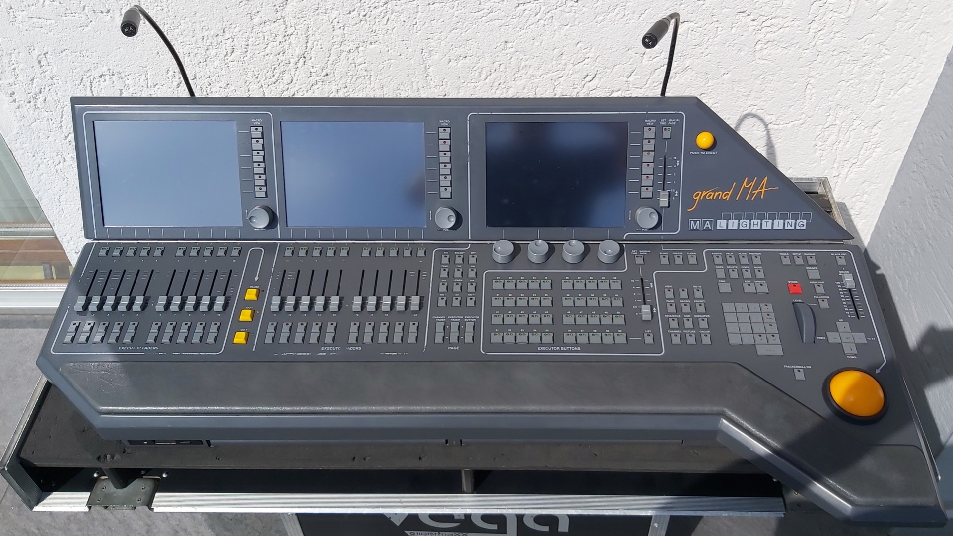 MA Lighting GrandMA - 1 Full Size | 2600 EUR - Gebrauchte ...