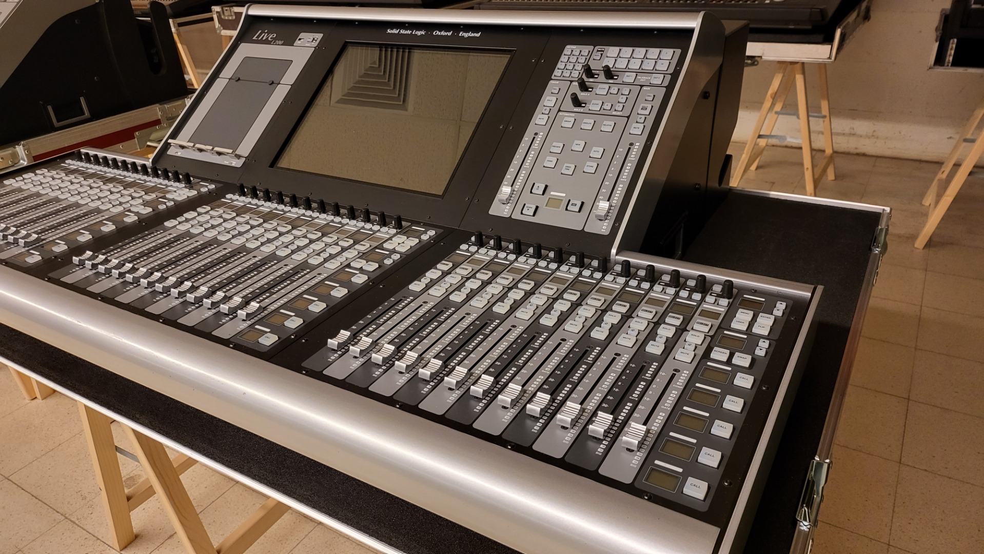 Solid Stage Logic SSL L200 | 34990 EUR - Gebrauchte ...