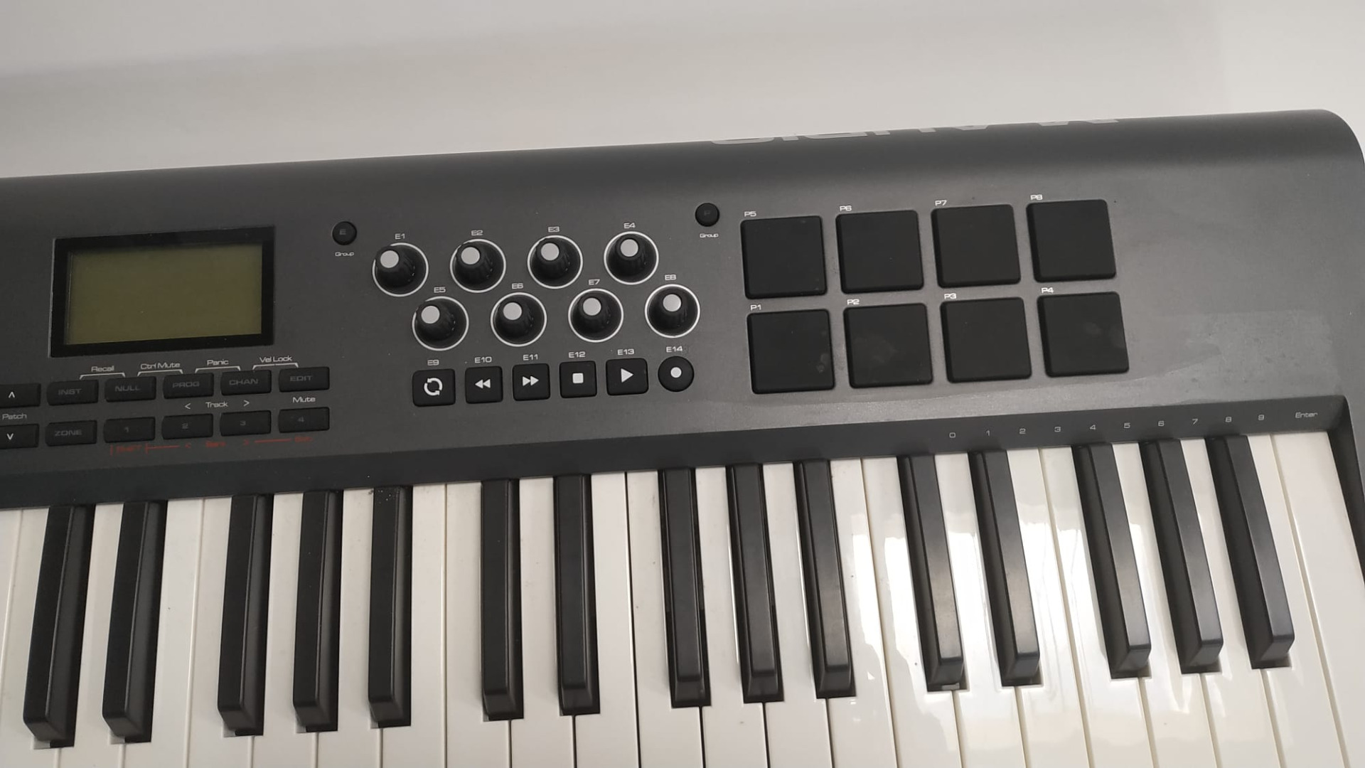 M-Audio Axiom 61 Midi Keyboard | 200 EUR - Gebrauchte ...