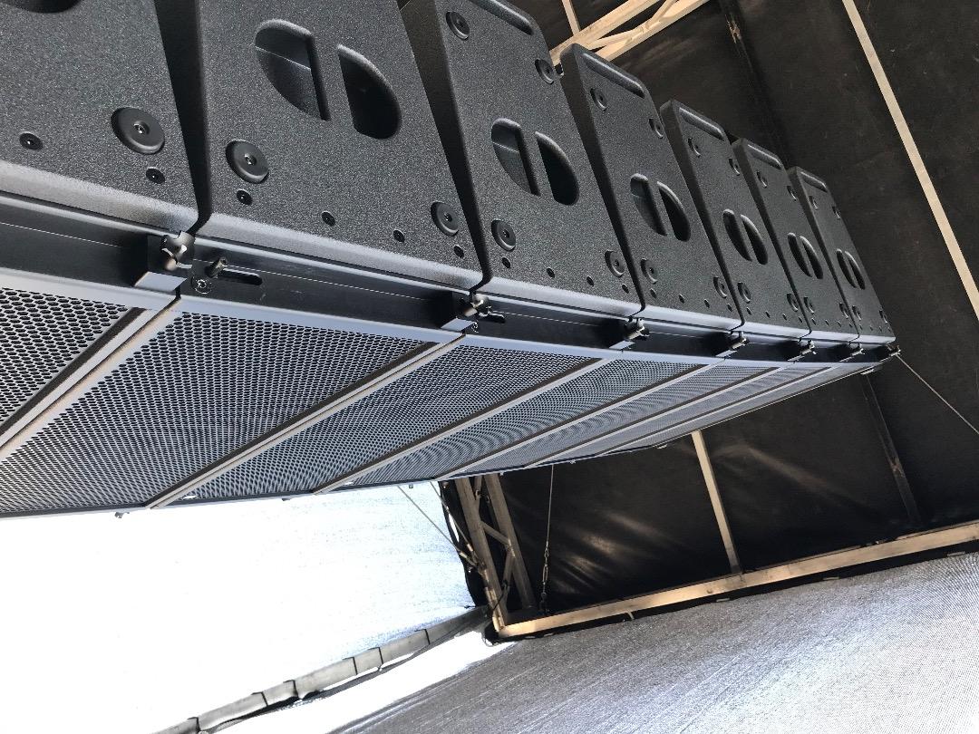 SAudio Arena Array Powersoft X4 | 1 EUR - Gebrauchte ...