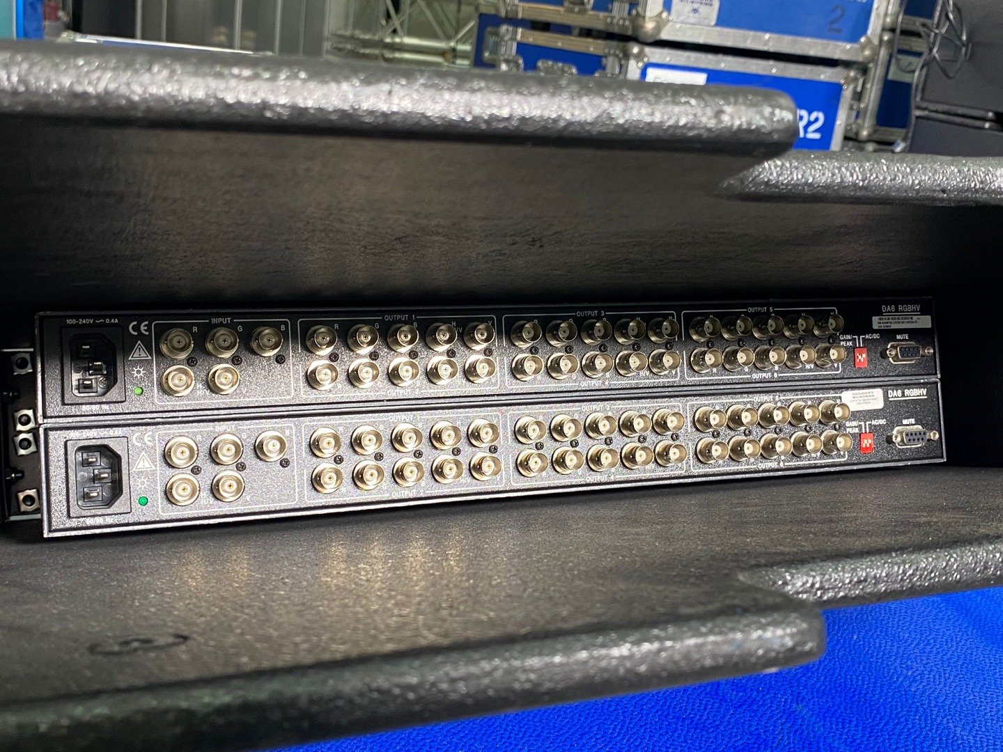 Extron DA6 RGBHV Set | 30 EUR - Gebrauchte-Veranstaltungstechnik.de ...