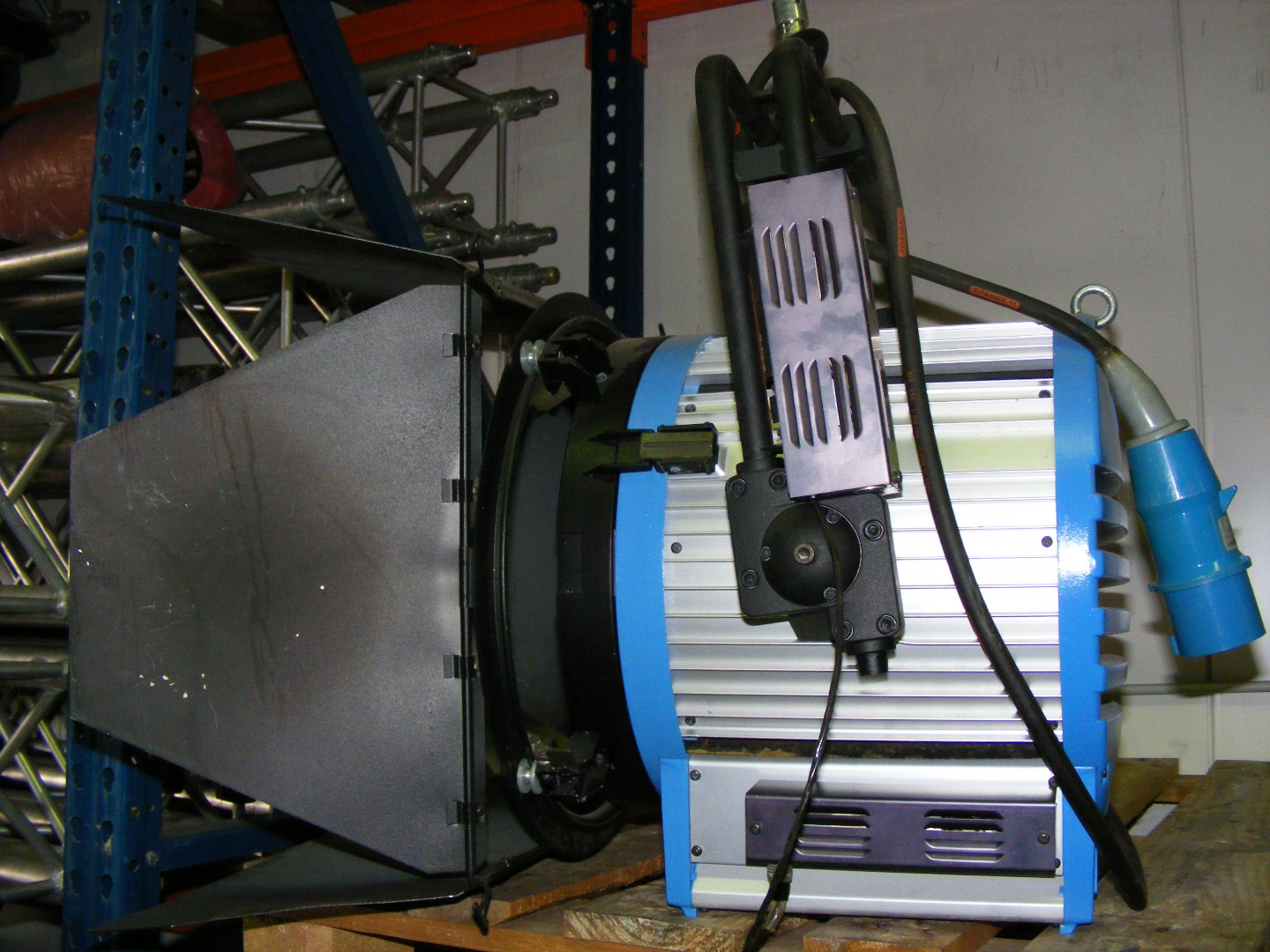 ARRI 5000 | 450,00 EUR - Gebrauchte-Veranstaltungstechnik.de - Der ...