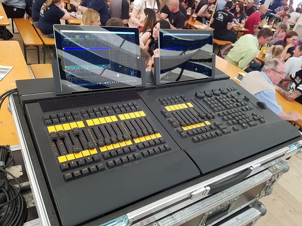 MA Lighting MA2 OnPC Command Wing, Fader Wing und Case | EUR ...
