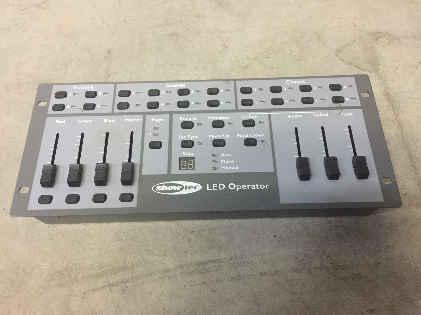 Showtec LED Operator | 30 EUR - Gebrauchte-Veranstaltungstechnik.de ...