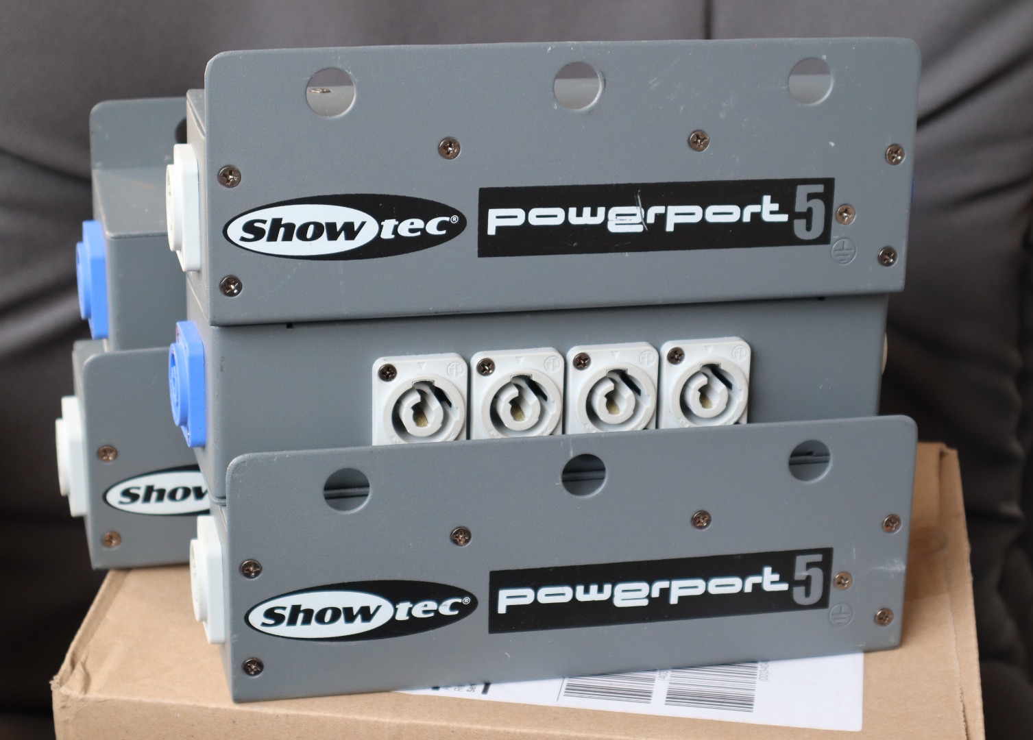 Showtec Powerport 5 Powercon Splittbox | 69,00 EUR - Gebrauchte ...