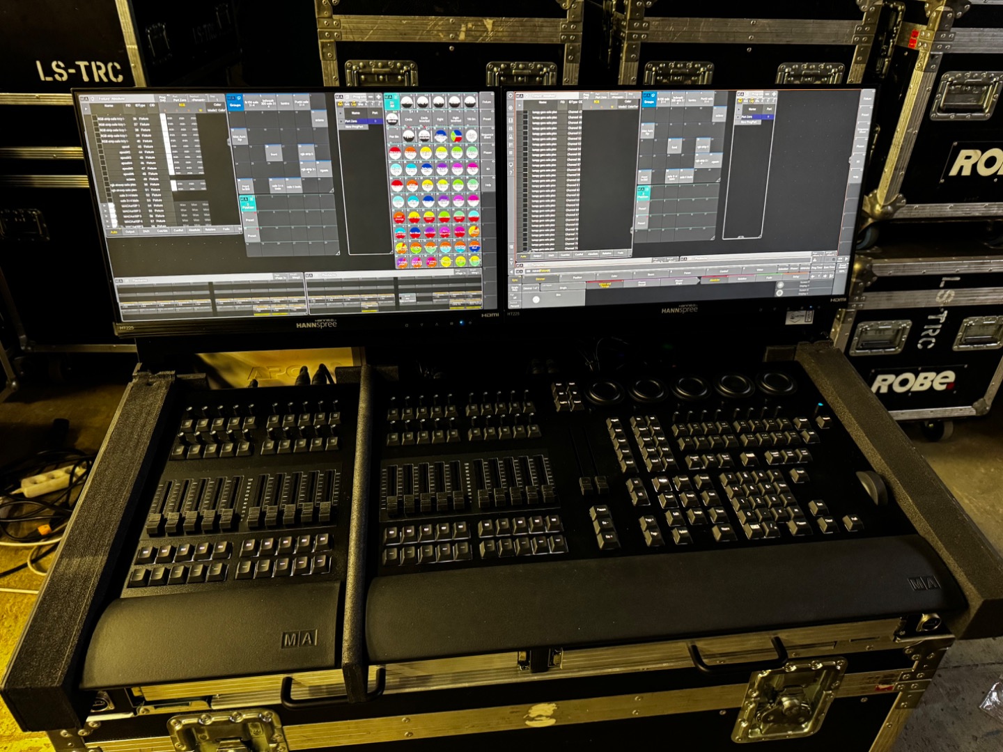 MA LIGHTING GrandMA3 Command and Fader Wing Console | 12500 EUR ...