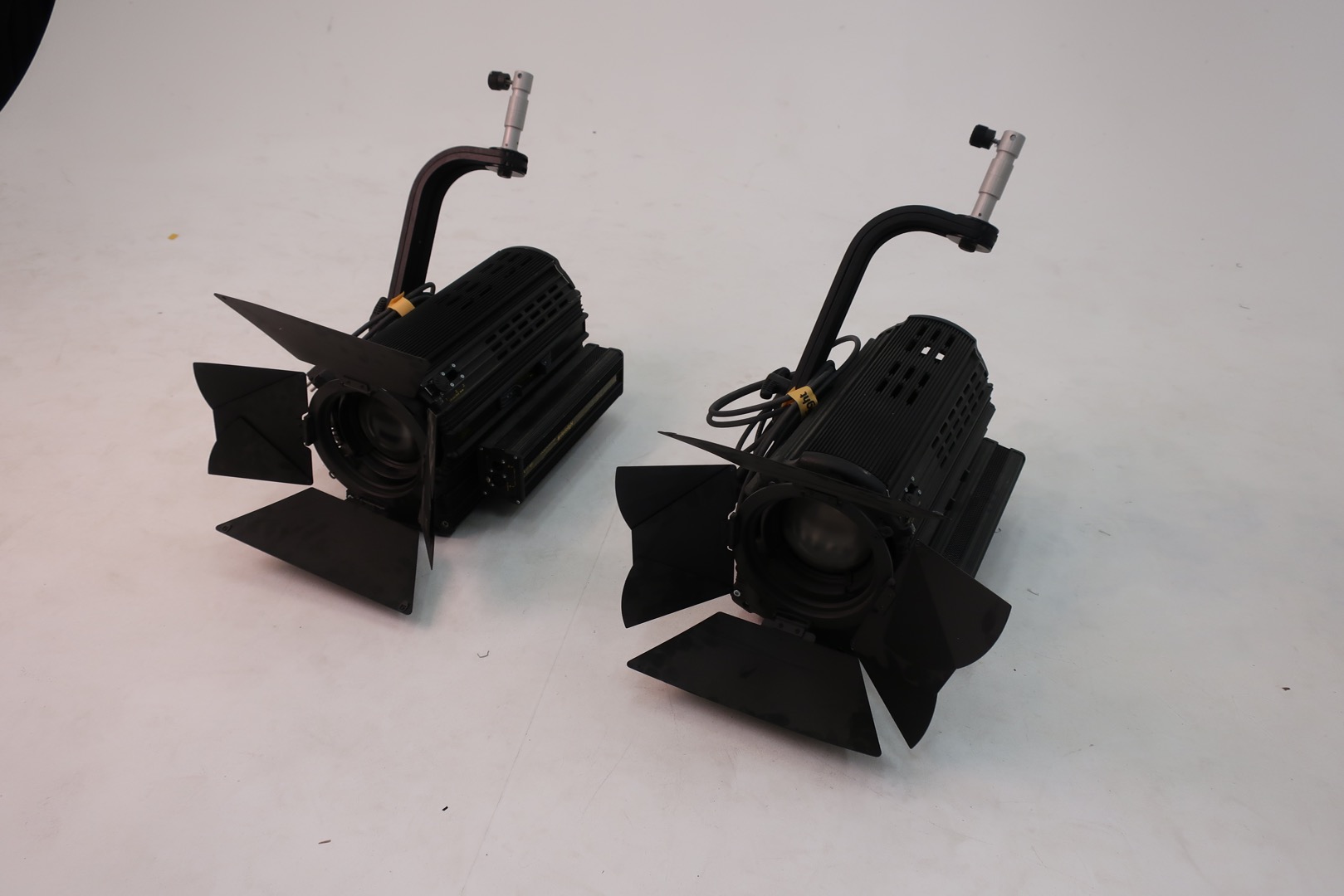 Dedolight DLED12-BI-DMX Focusing 250W LED Bi-Colour Light Head | 900 ...