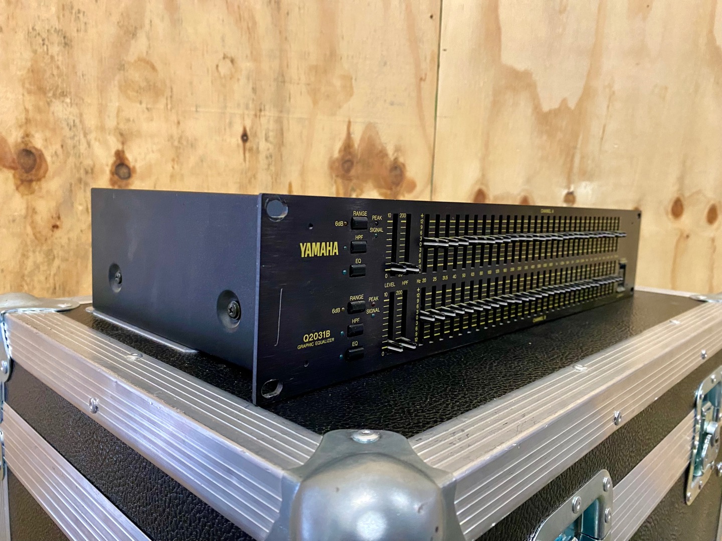 Yamaha Q2031B Graphic Equalizer | 120 EUR - Gebrauchte ...