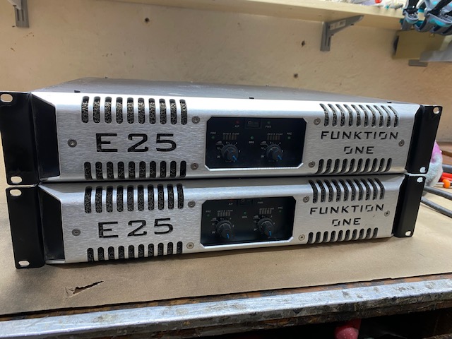 Funktion one / Turbosound / MC2 E25 | 900 EUR - Gebrauchte ...
