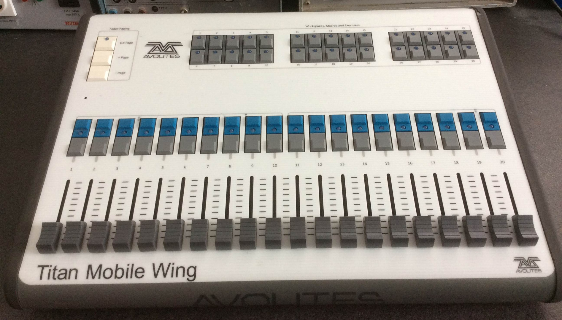 Avolites Avolites Mobile Wing | 1200 EUR - Gebrauchte ...