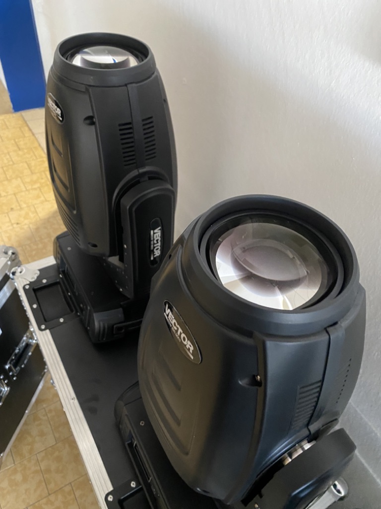 LightmaXX VECTOR BSW 10R MKII Beam/Spot/Wash Moving Head | 6500 EUR ...