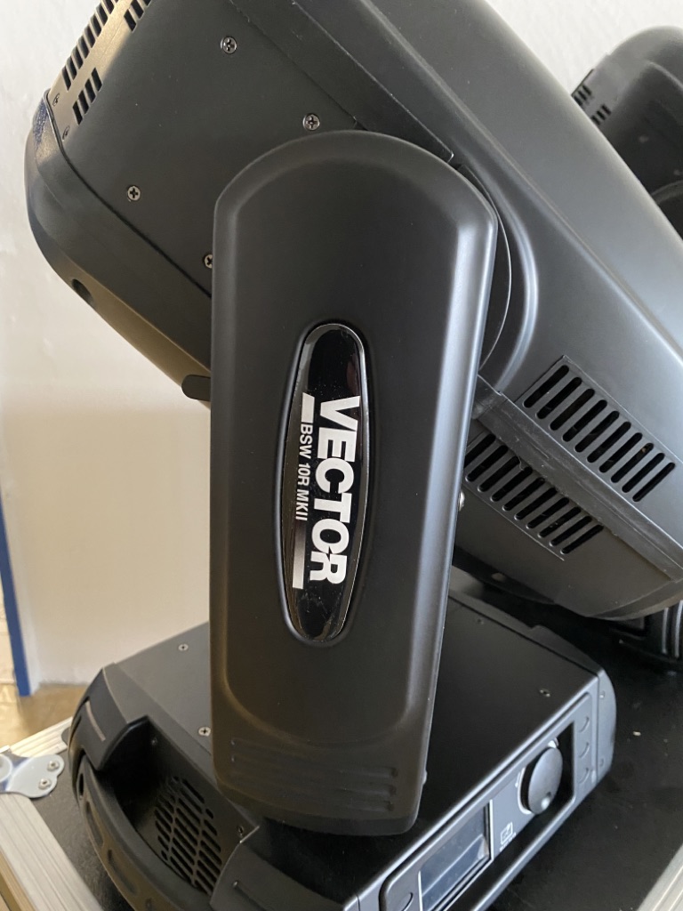 LightmaXX VECTOR BSW 10R MKII Beam/Spot/Wash Moving Head | 6500 EUR ...