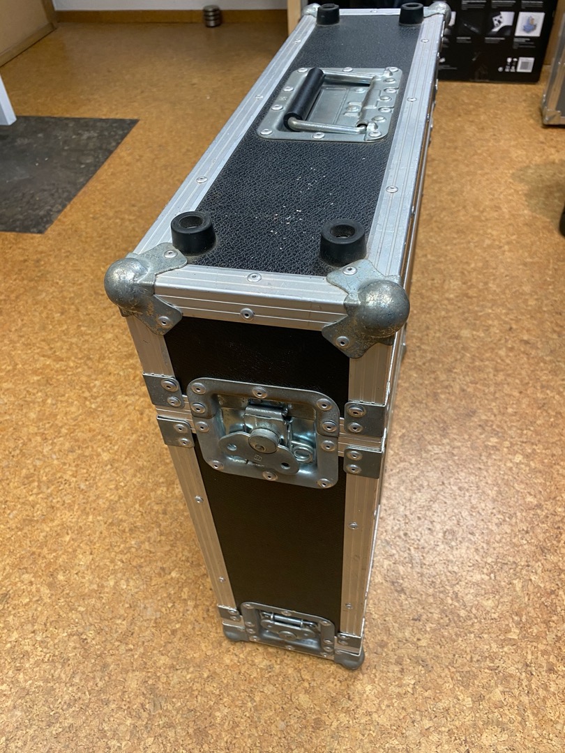 Behringer X32 Rack inkl. Case | 780 EUR - Gebrauchte ...