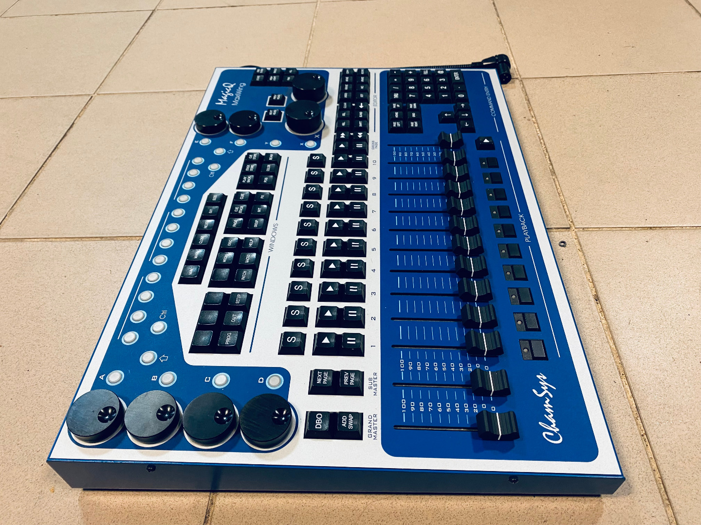 ChamSys Maxi Wing | 2700 EUR - Gebrauchte-Veranstaltungstechnik.de ...