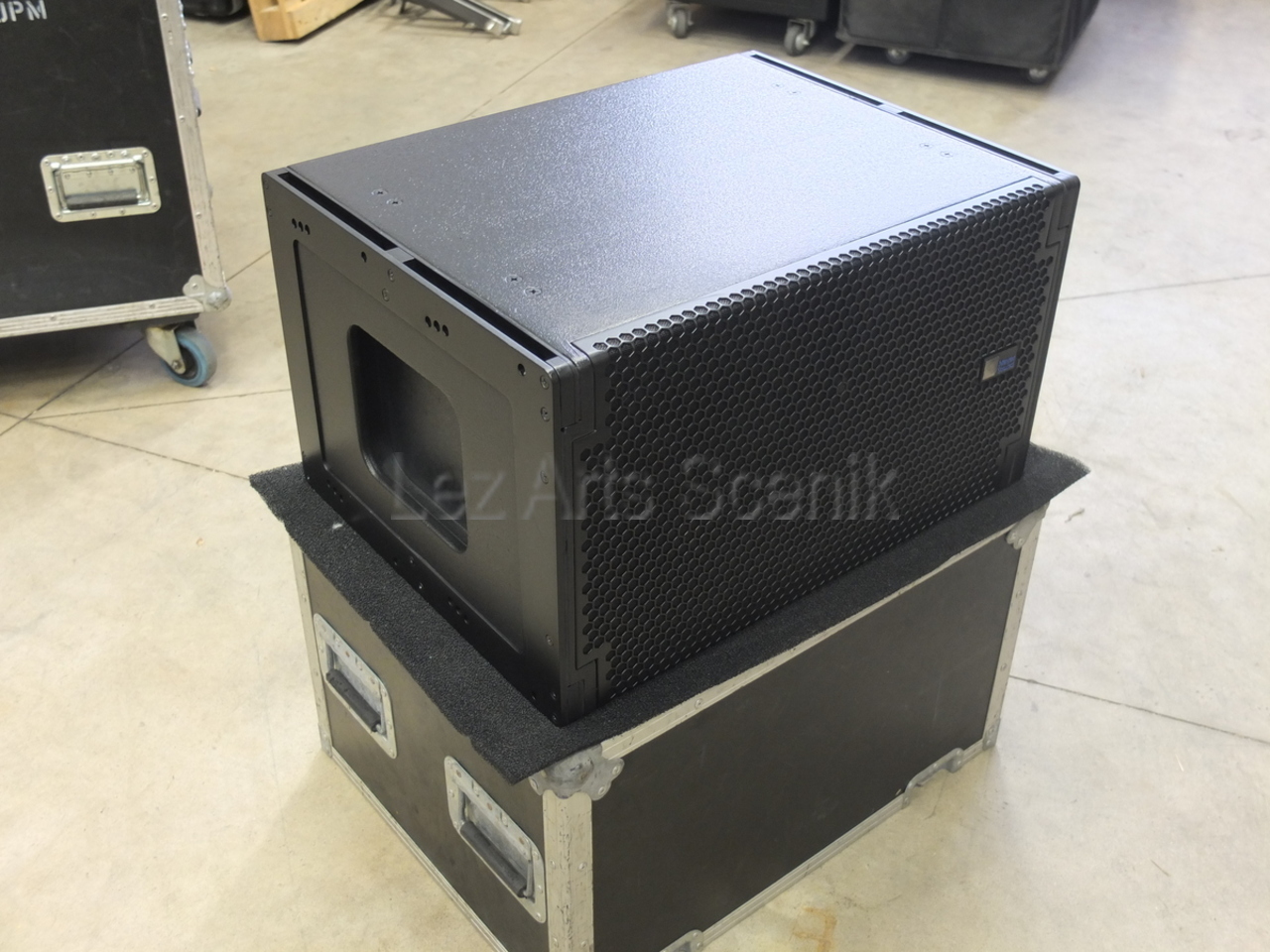 Meyer Sound M1D-SUB | 1490 EUR - Gebrauchte-Veranstaltungstechnik.de ...