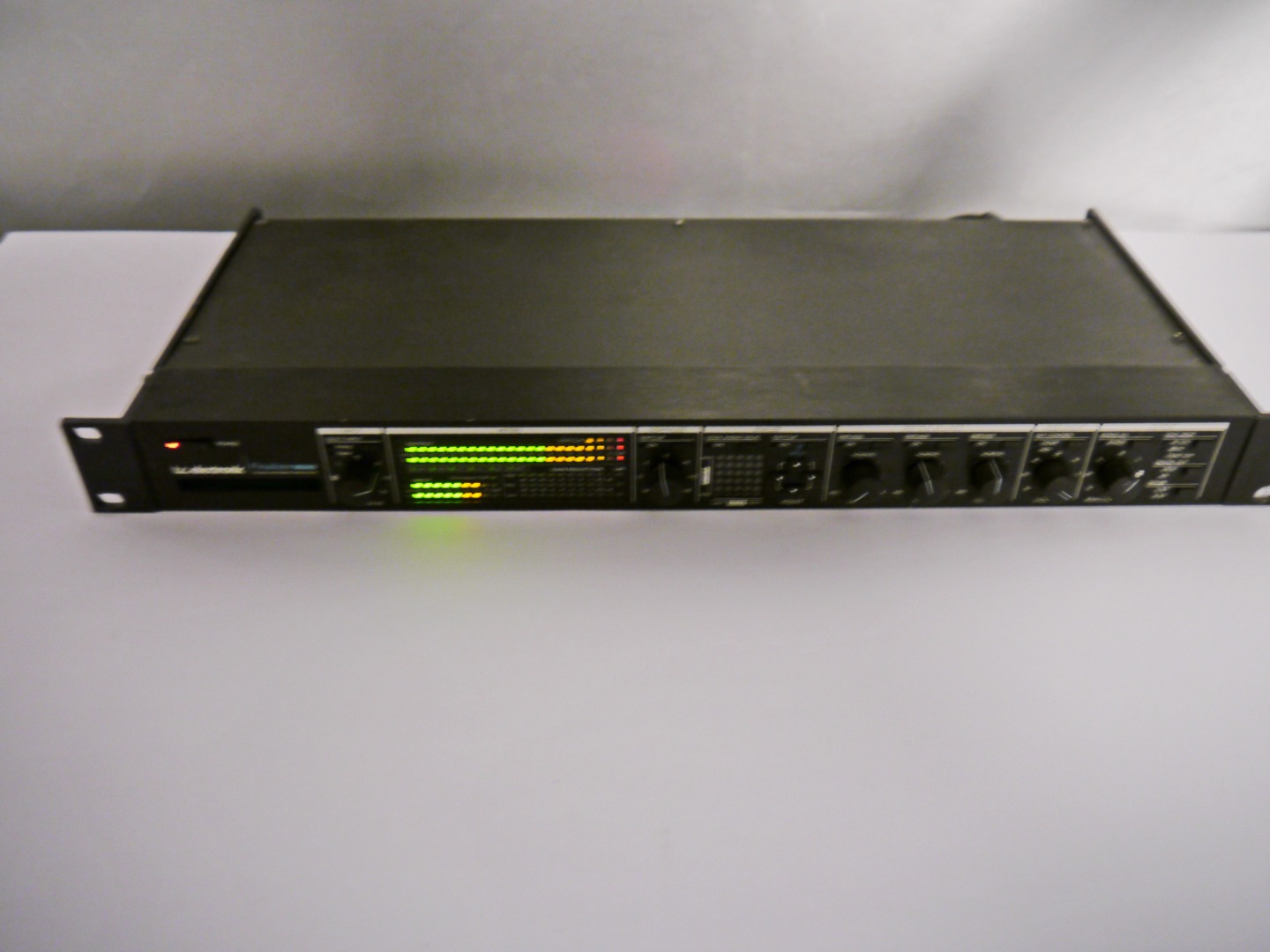 TC Finalizer Express Studio Mastering Processor Analog Digital I/O ...