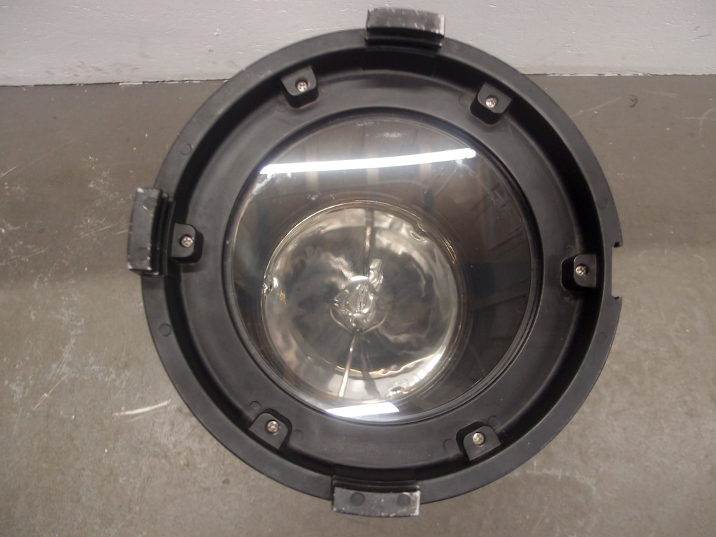 PAR 64 Outdoor Scheinwerfer | 0 EUR - Gebrauchte-Veranstaltungstechnik ...