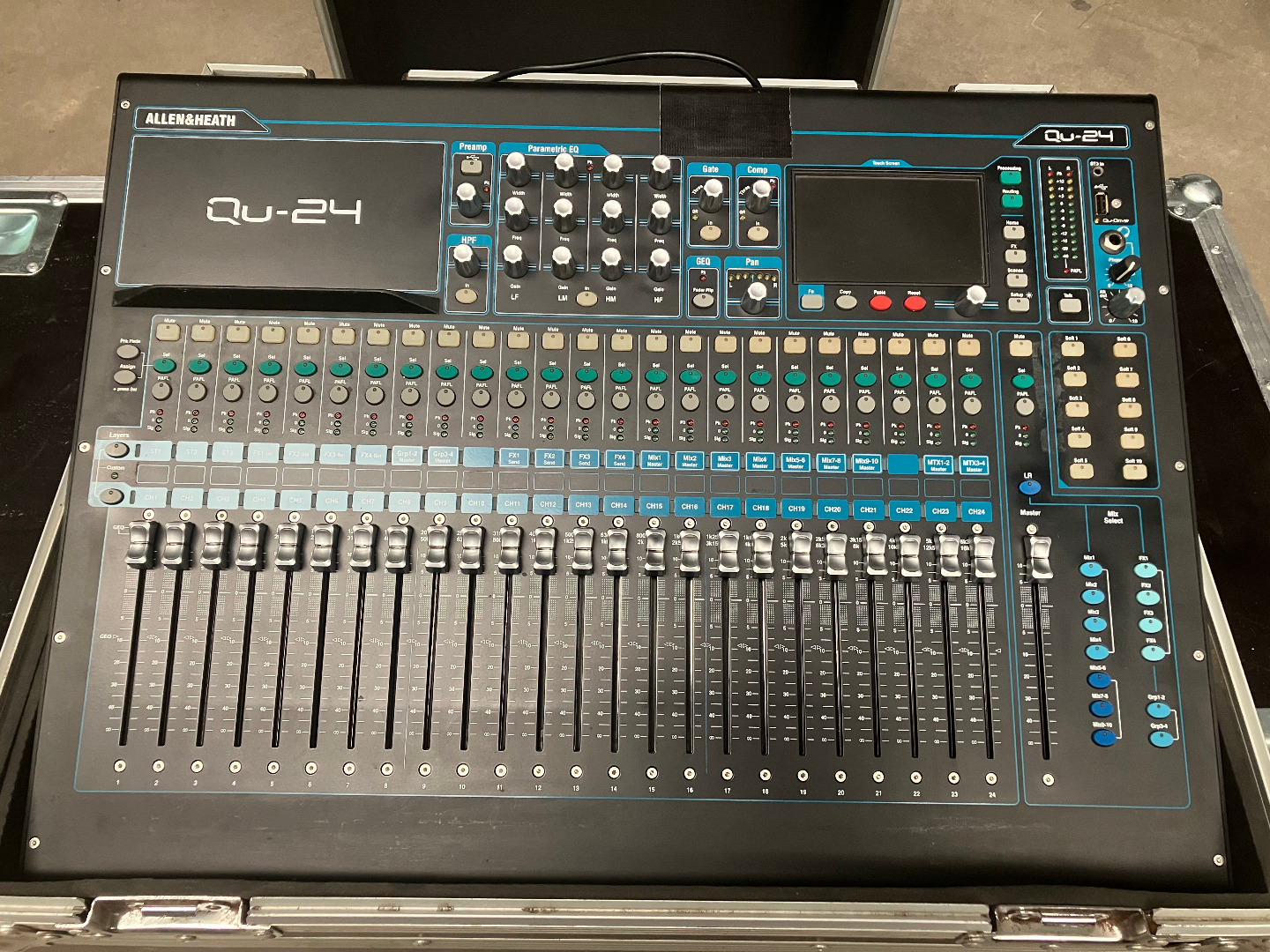Allen & Heath QU24 | 1800 EUR - Gebrauchte-Veranstaltungstechnik.de ...