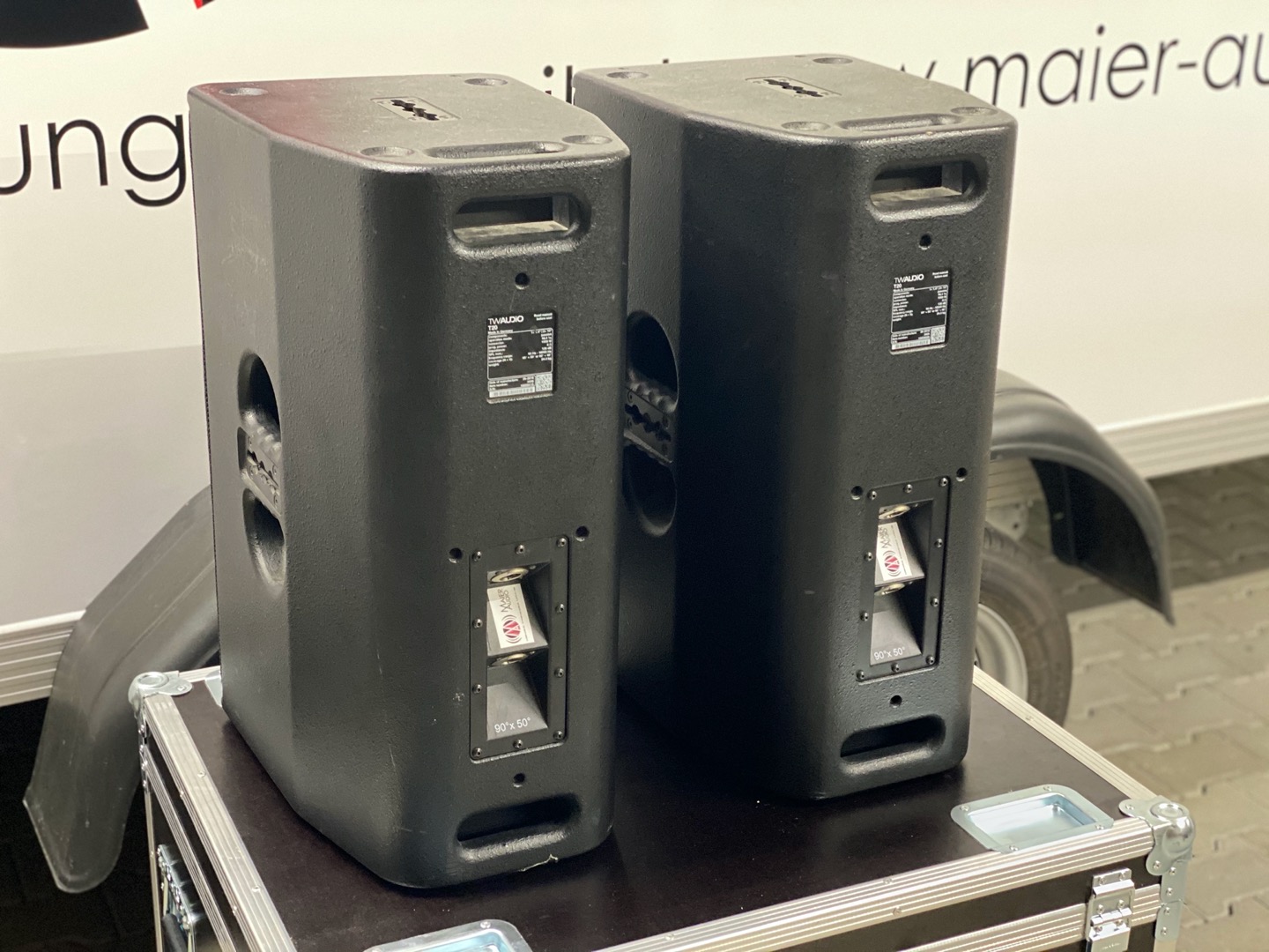 TW AUDiO 2x T20 inkl Cover + Schwenkbügel SBT20 (T24 M12 M10 B30 ...