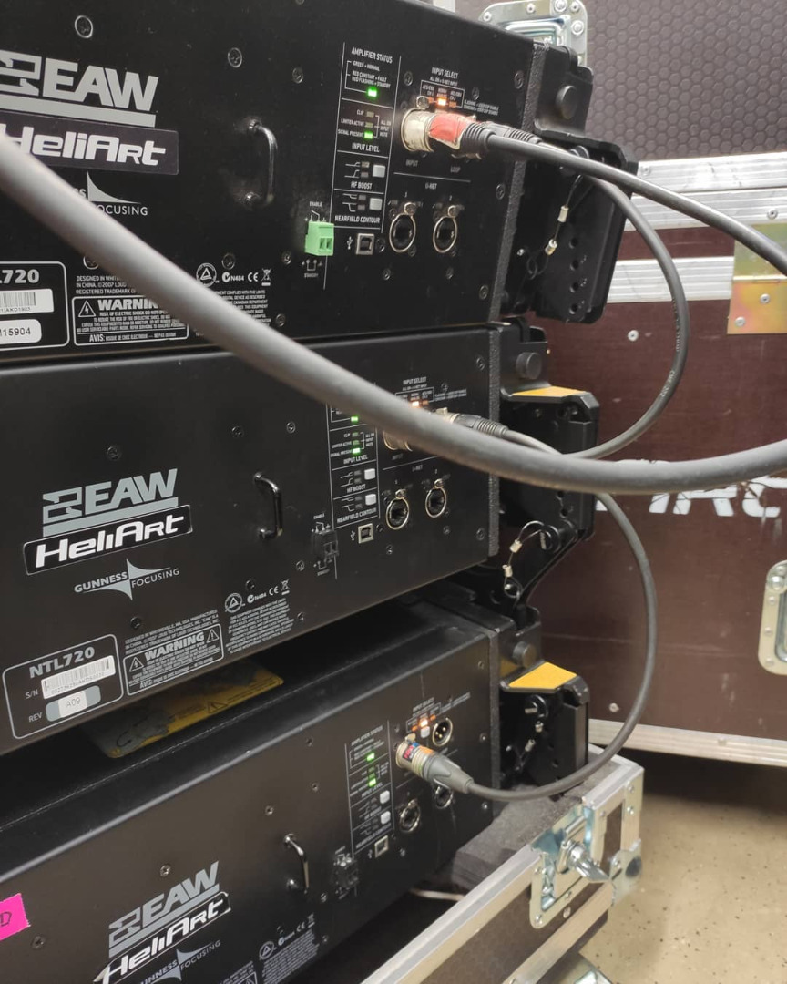 EAW NTL720 line array set 16x EAW NTL720 incl. flybars and flight cases ...