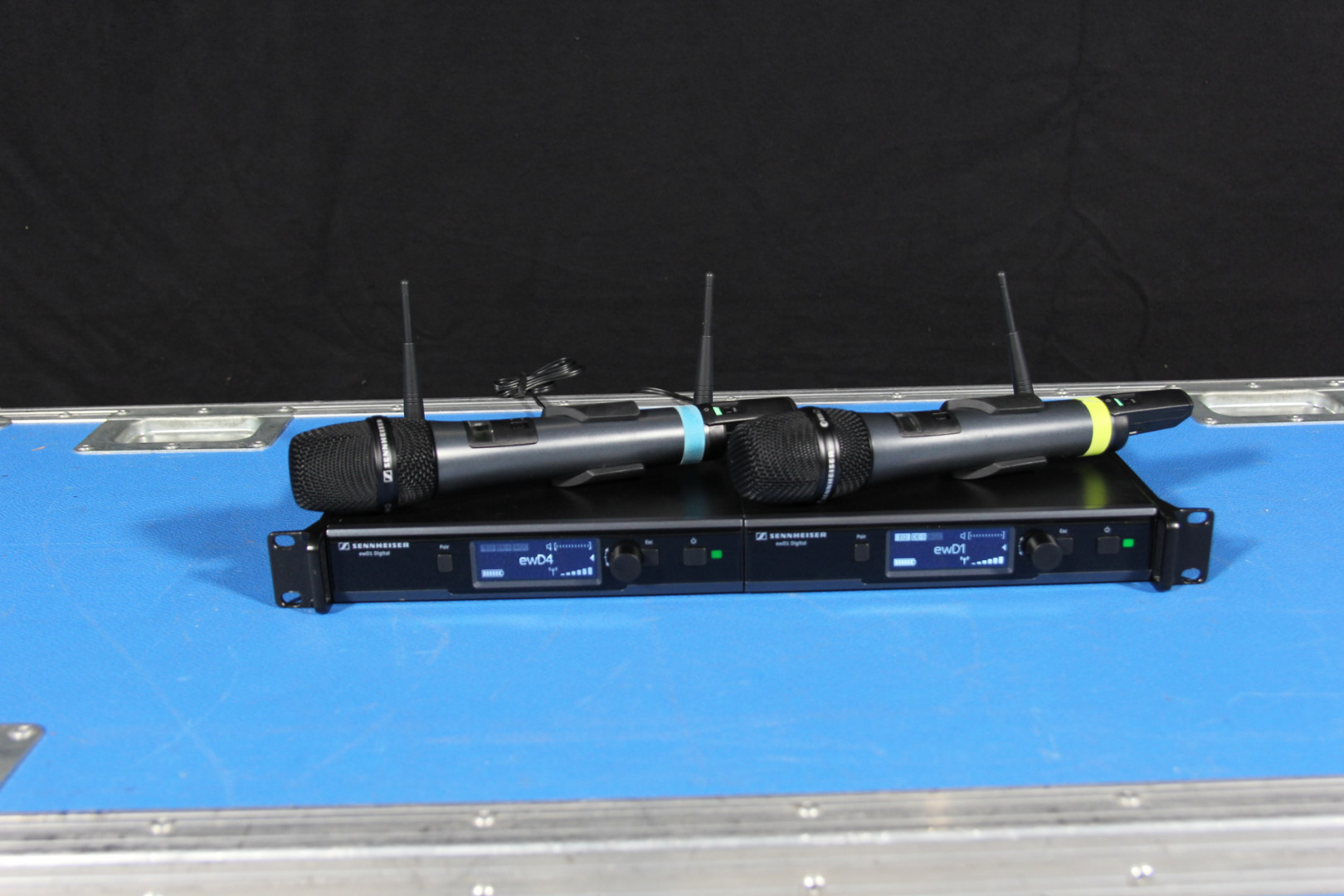 Sennheiser ew-D1 Doppelfunkstrecke mit 2x Handsender (e835/e845) | 675 EUR - Gebrauchte ...